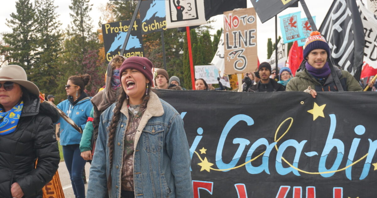 On Indigenous People’s Day, Anishinaabeg Leaders March Against Enbridge ...
