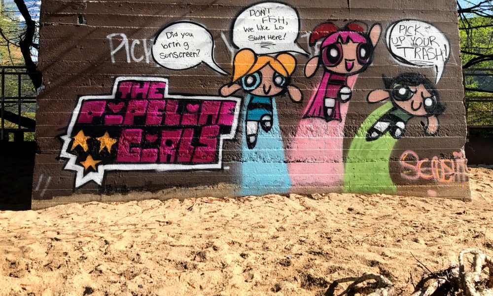 Photo of the Day: Pipeline Girls - RVAHub