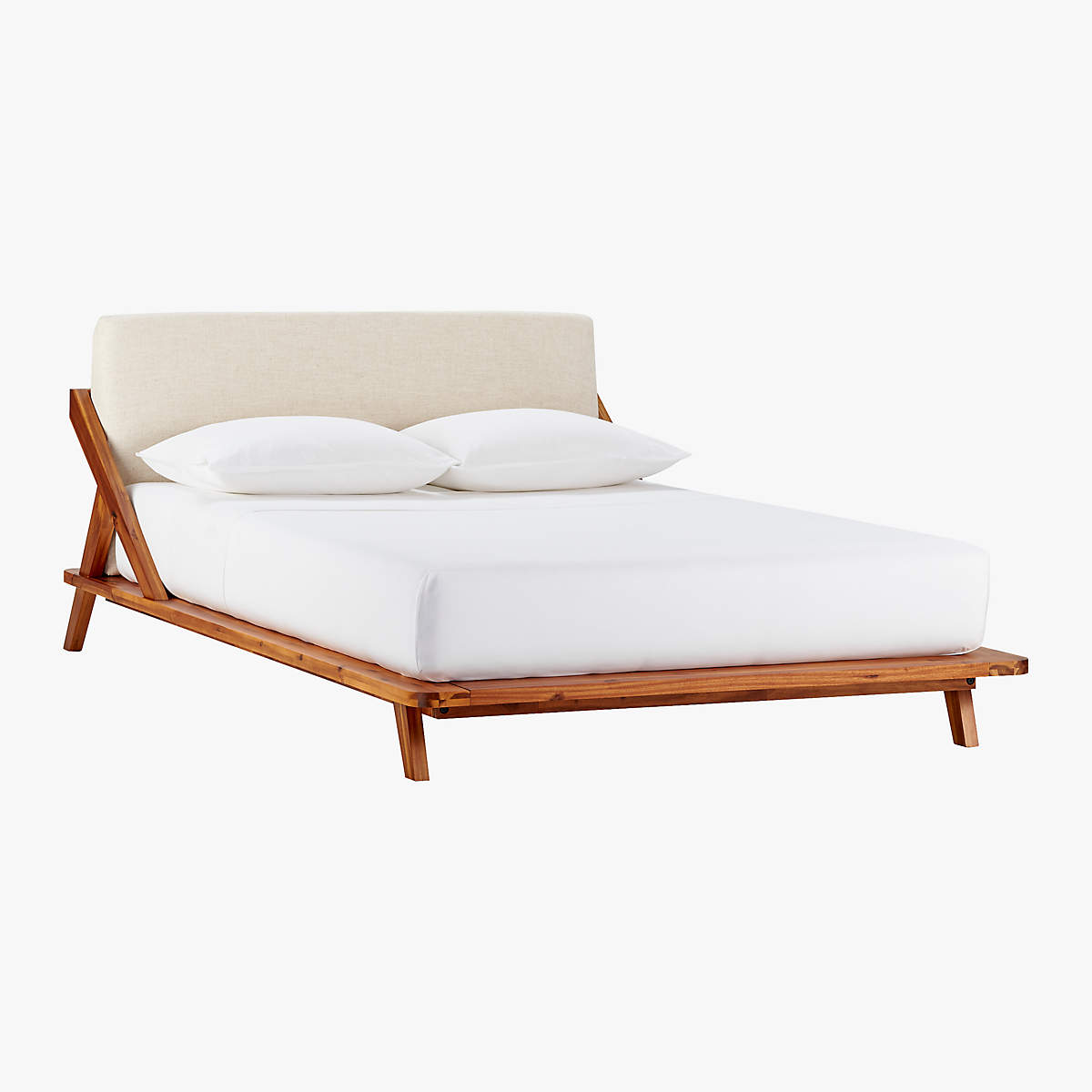 Drommen acacia wood bed store
