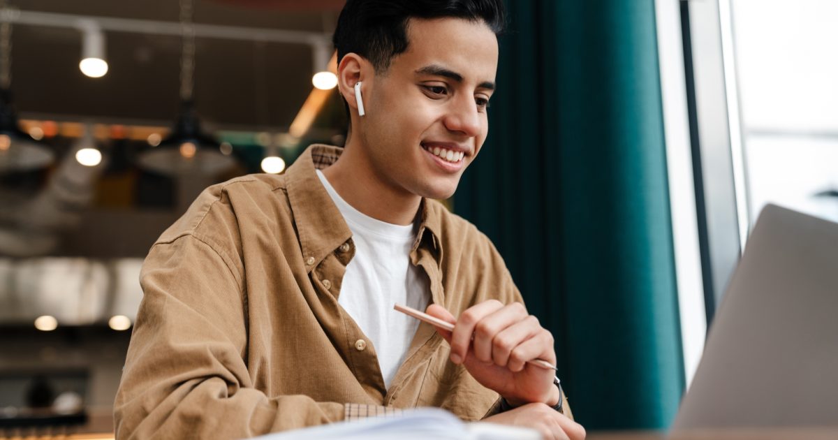 5 Student Productivity Tips for Online Students - MedCerts