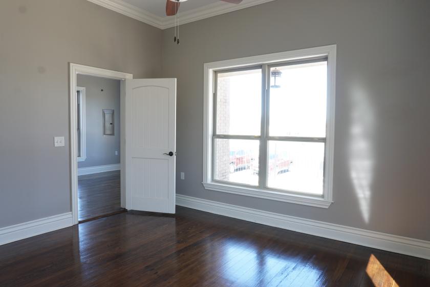 1610 Interstate 35 Frontage Road San Antonio, TX 78208 | ID: 295457 ...