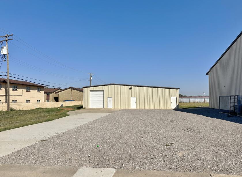 825 Northwest 24th Street Moore, OK 73160 | ID: 307697 | MyEListing
