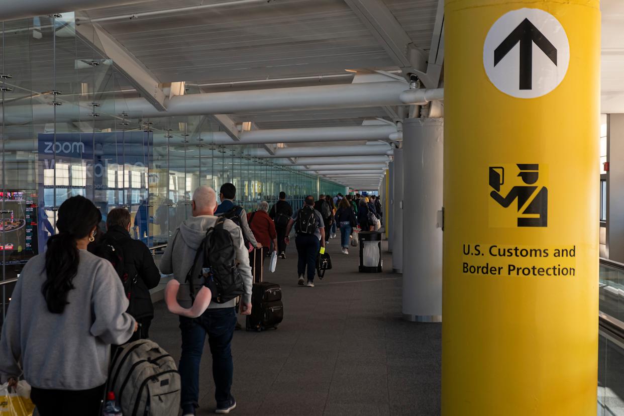 Foreign governments warn travelers as US detains and deports tourists ...