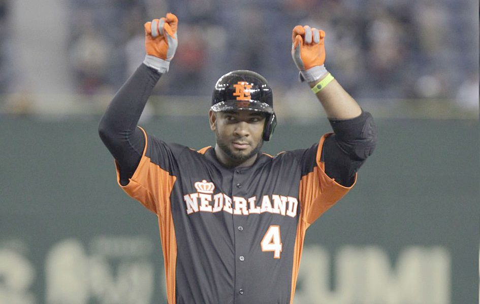 Pa HHW: Wladimir, “Coco” Balentien den selekshon di reino… Dia 8 di ...