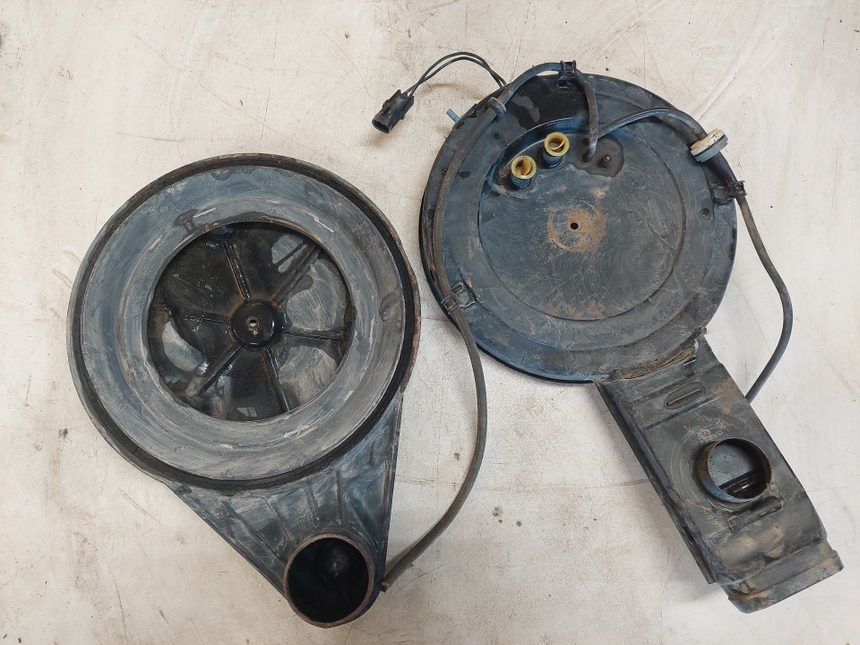 Jeep Air Cleaner Assembly CJ5 CJ7 4.2L 6 Cylinder with Power Brakes ...