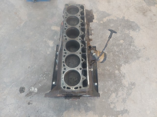 Jeep 4.0L High Output 6 Cylinder Engine Block Assembly 53008405 91-99 ...