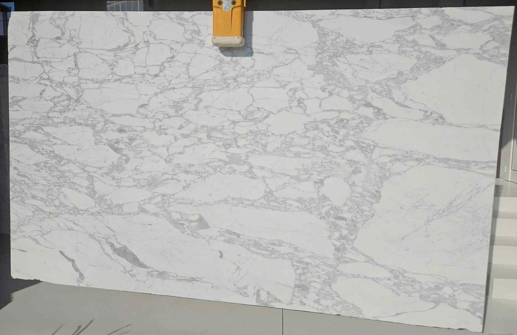 Arabescato Vagli Extra Premium Honed Finish 2cm White Natural Stone Marble SLAB | Stratus Surfaces