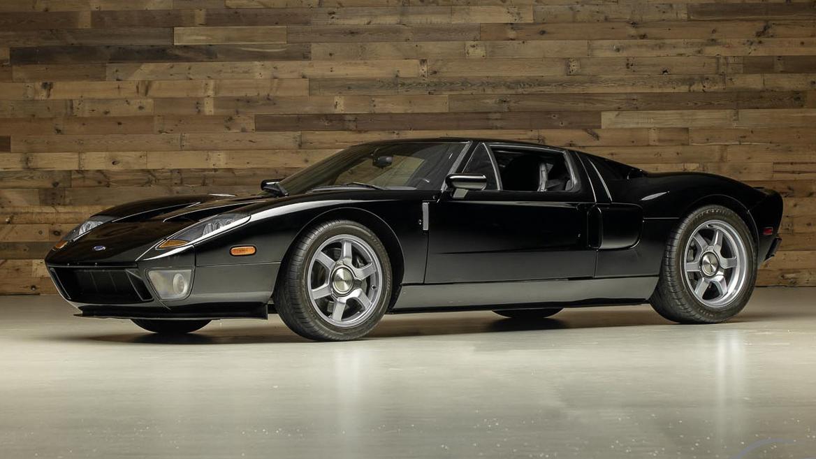 The first Ford GT prototype to hit 200 mph in testing | Ford GT | Cars ...