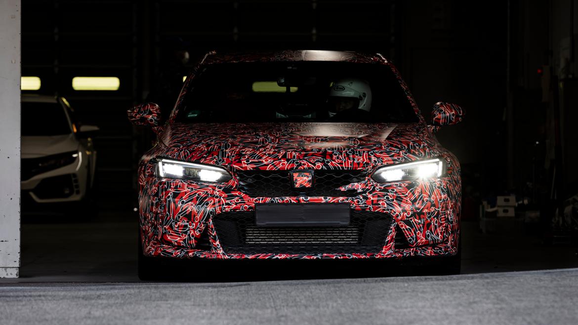 More looks at the next-gen Honda Civic Type R, currently testing at ...