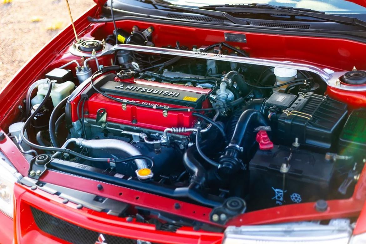 This Mitsubishi Lancer Evo launched the Tommi Mäkinen Edition ...