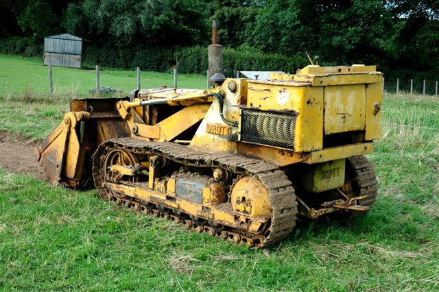 International Harvester Drott - IH Construction Equipment - Red Power ...