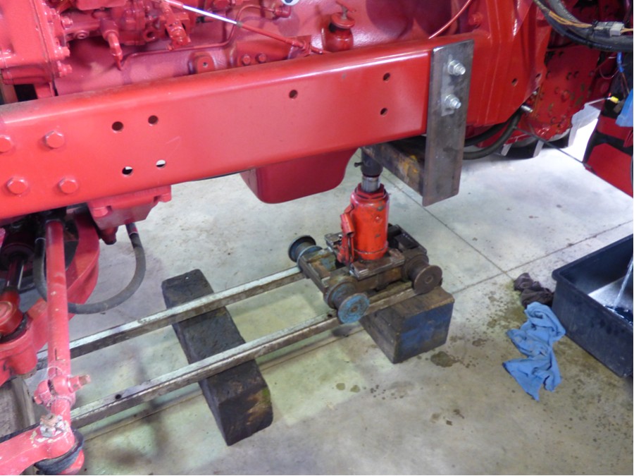 Beginers guide to tractor splitting - General IH - Red Power Magazine ...