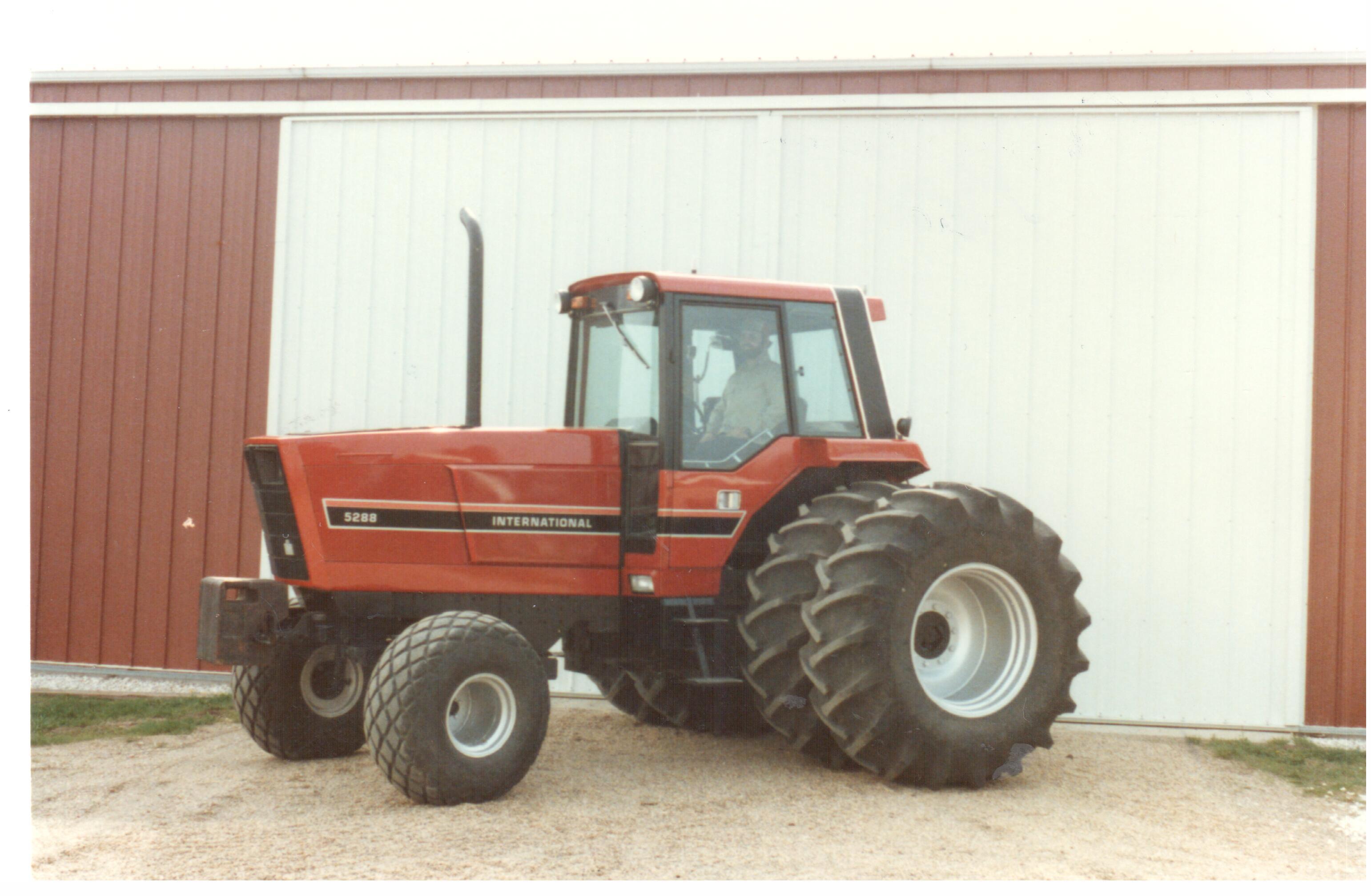 Ever seen 5288 with dualed 24.5s - General IH - Red Power Magazine ...