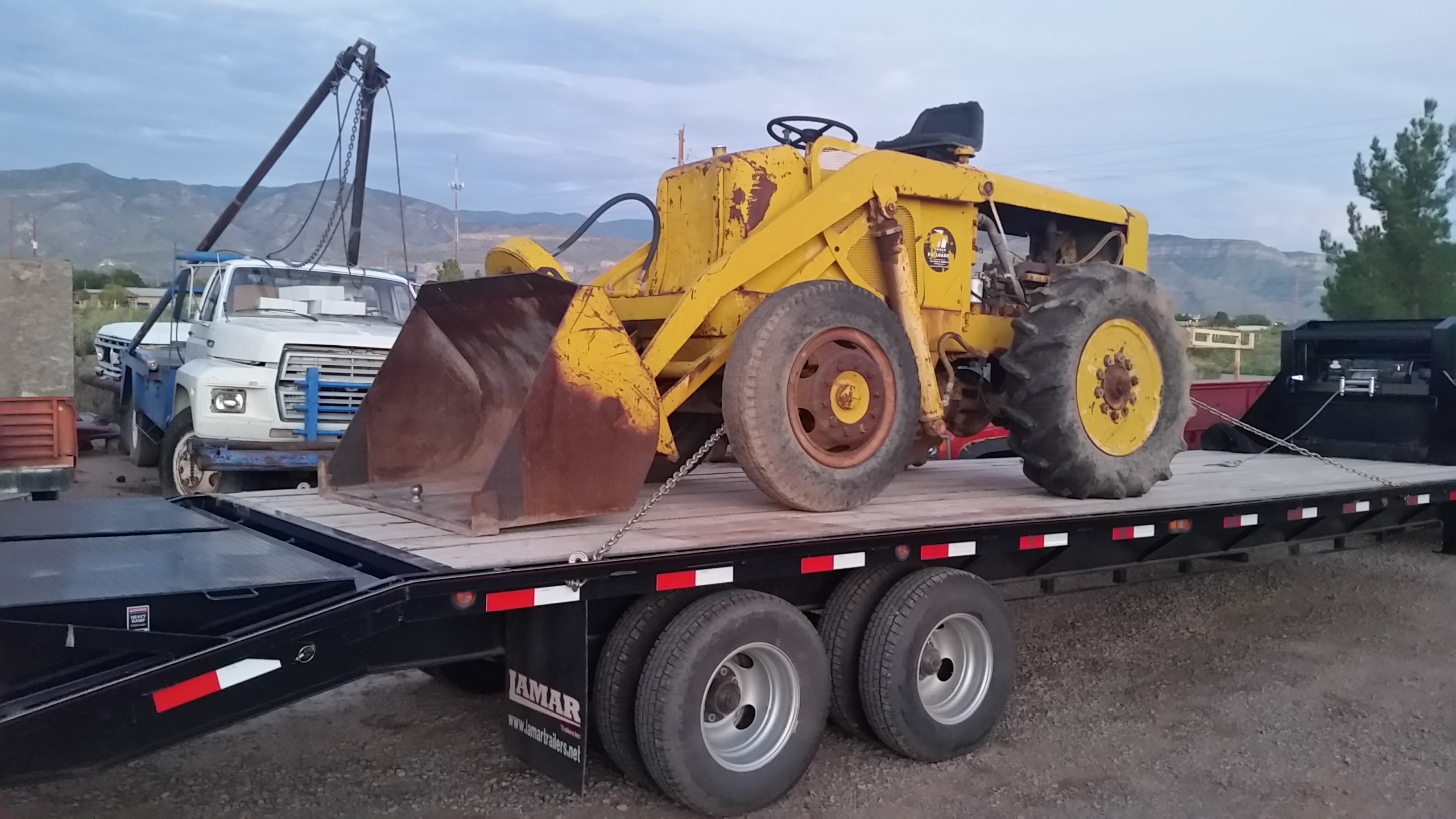 Hough HF Payloader - IH Construction Equipment - Red Power Magazine ...