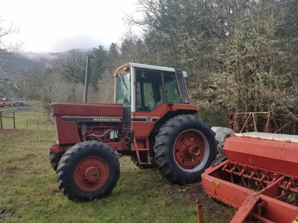 1086 with mfwd - General IH - Red Power Magazine Community