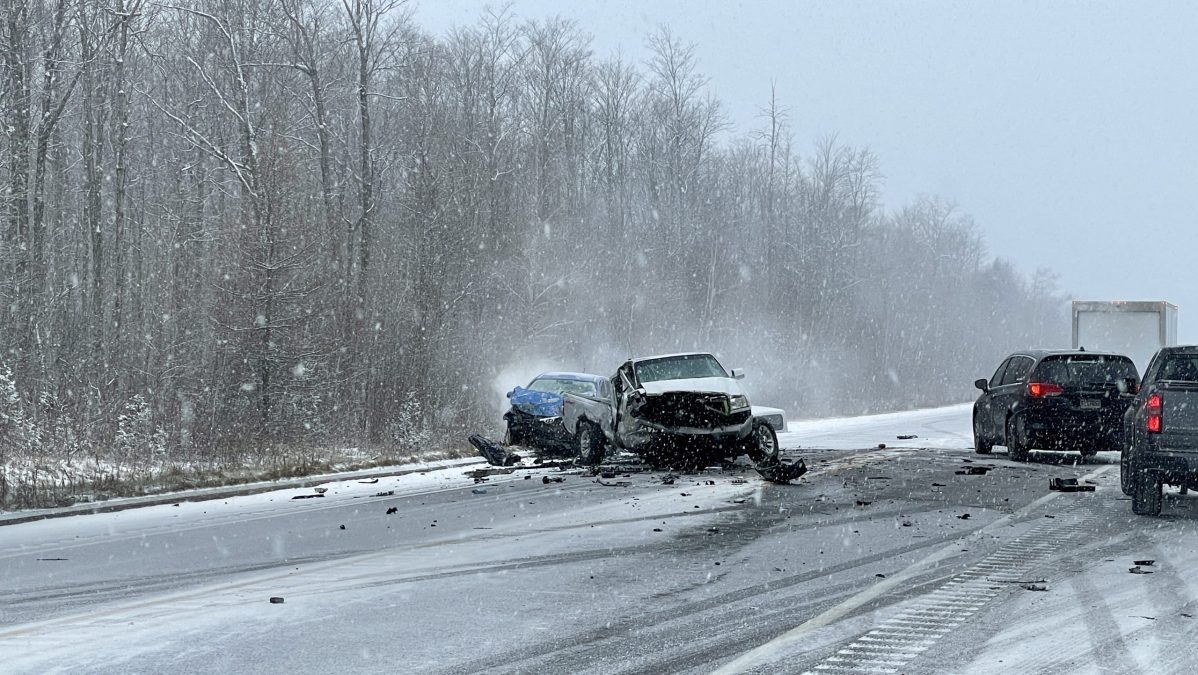 Multi-vehicle crash on Autoroute 50