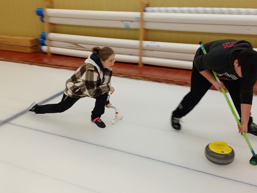 Community camaraderie at St. Finnan’s Bonspiel - The Review Newspaper
