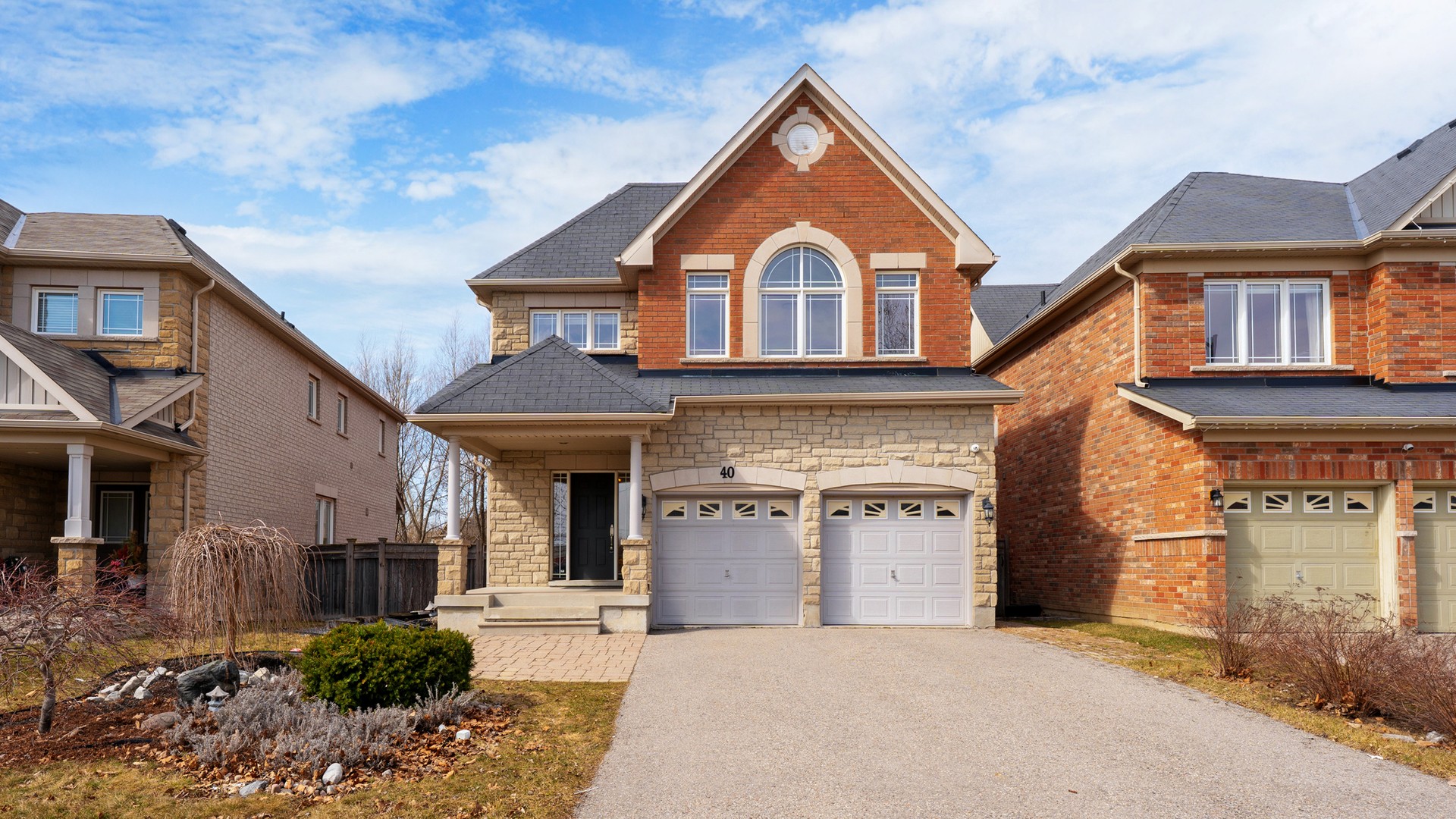 40 Spring Farm Road, Aurora