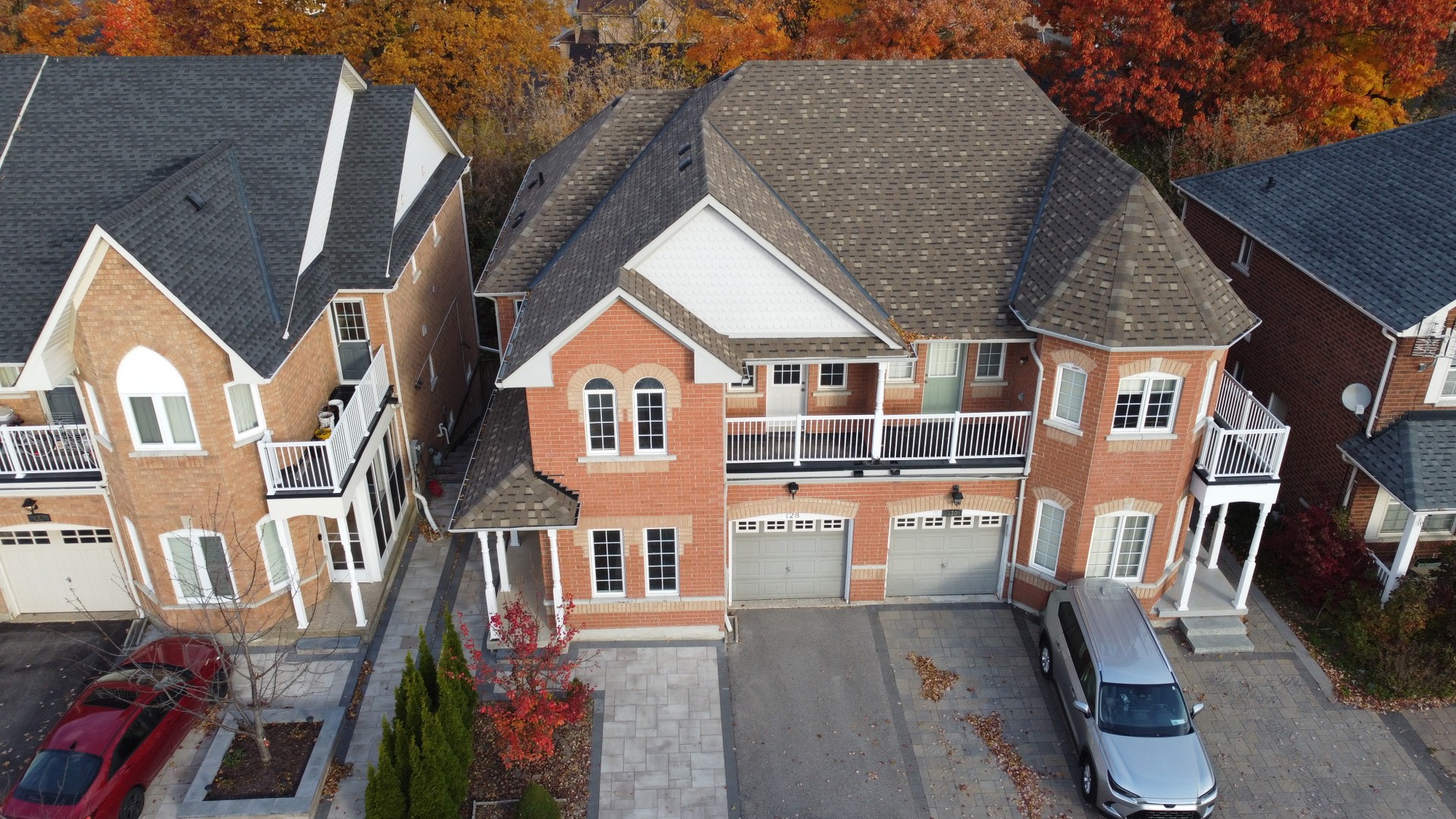 128 Lebovic Drive, Richmond Hill