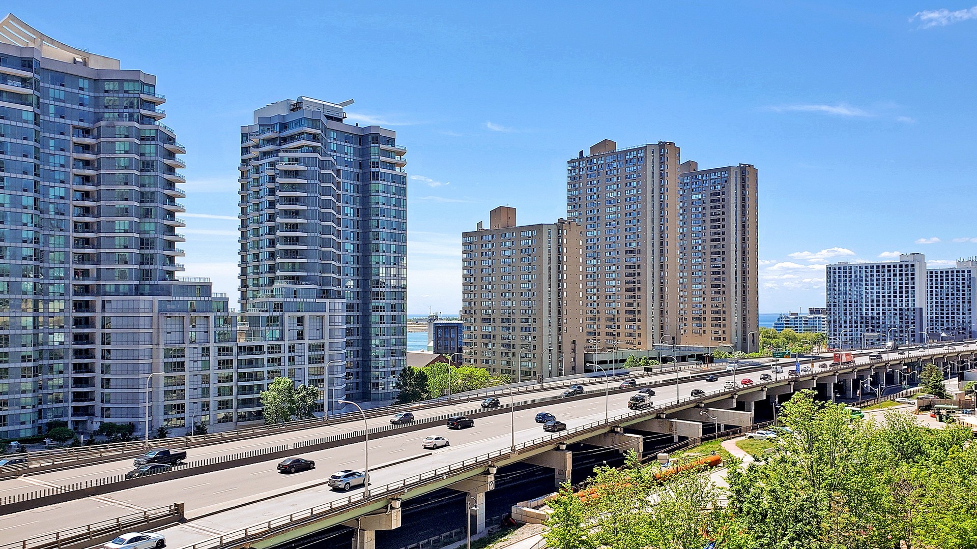 1012-25 Lower Simcoe Street, Toronto | winsold.com