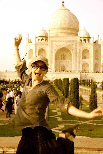 Backpacker Fashion: What to Wear in India