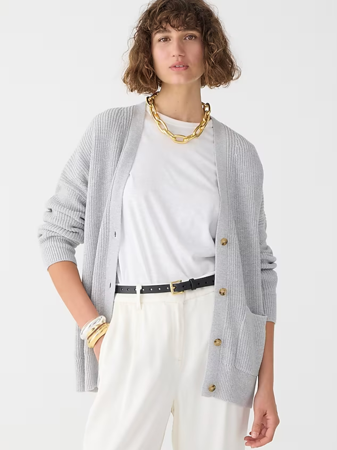 Versatile Dresses: How to Wear One Dress, Many Ways